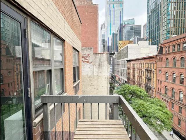 337 West 43rd Street, New York, NY