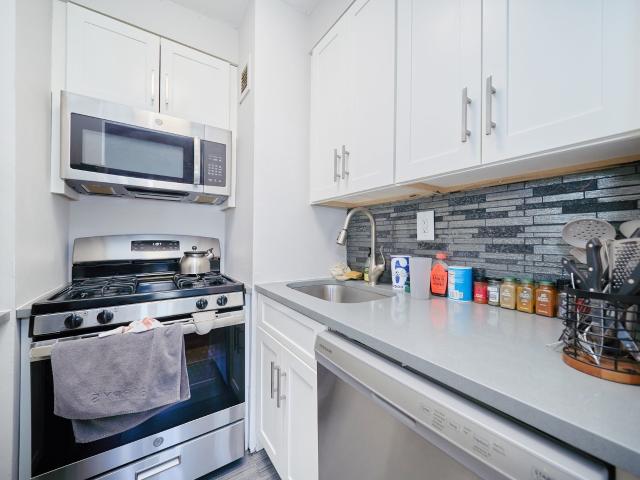 337 West 43rd Street, New York, NY