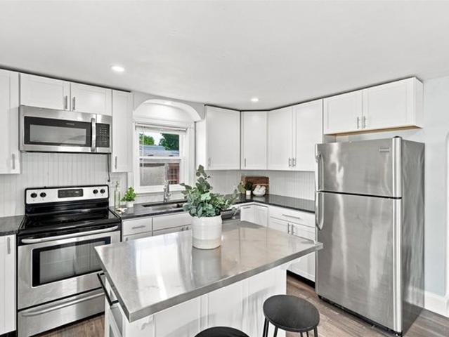 337 Wilbur Ave, Swansea, MA 02777