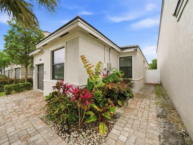 3384 NW 5th St, Pompano Beach, FL 33069