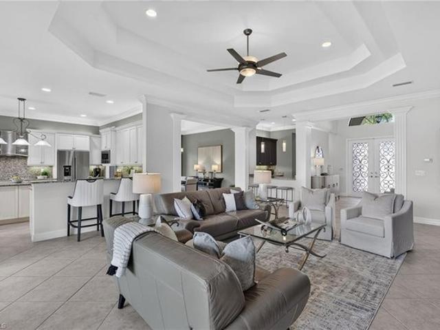 3384 Atlantic Cir, Naples, FL 34119