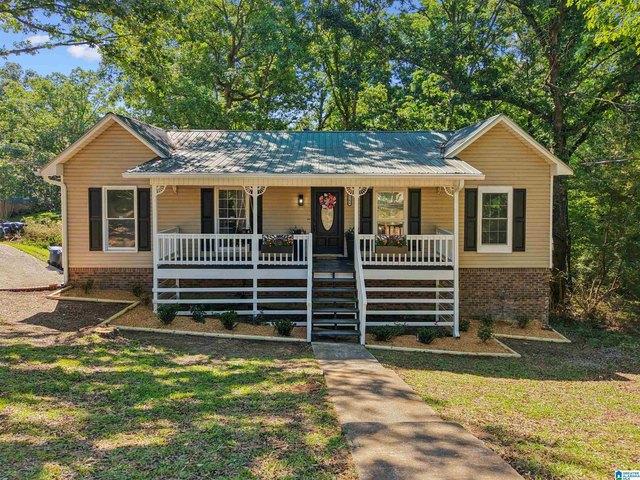 3384 Cedarbrook Cir, Trussville, AL 35173