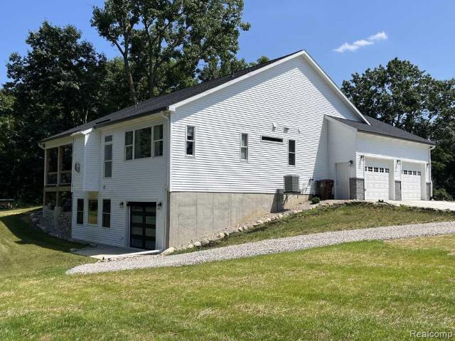 3384 W Howell Road