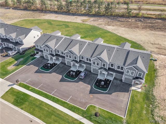 3385 Cedar Valley