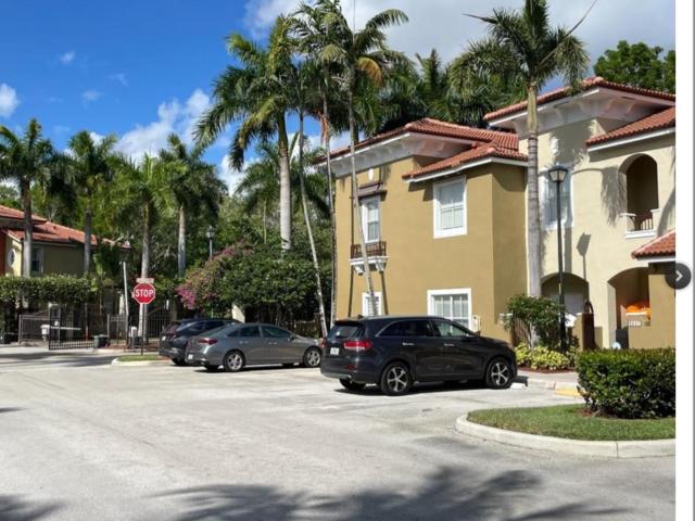 3389 Merrick Ct, Pompano Beach, FL 33063 | MLS #F10515 | Compass