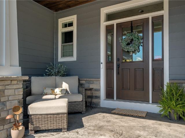 3389 Hickory Knoll Lane