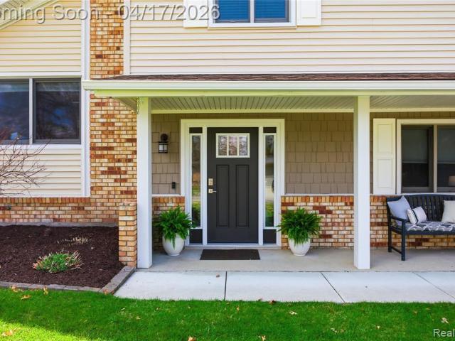 3389 Shawnee Lane