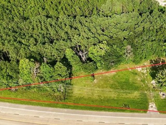 33803 Highway 96 S, Buna, TX 77612