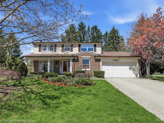 3380 Innsbrook Ct, Rochester Hills, MI 48309