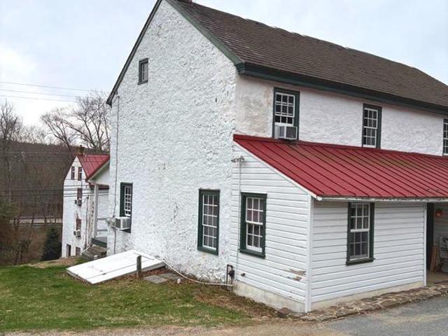 3380 #2 Coventryville Road