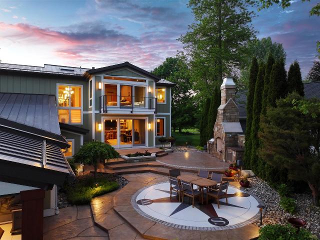 3381 Northshore Drive