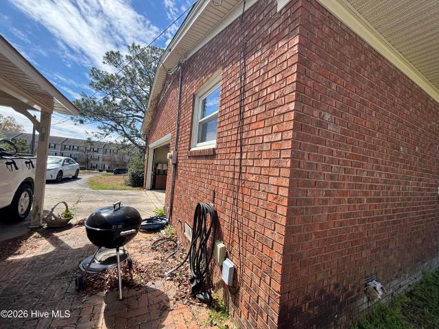 3381 E 10th Street