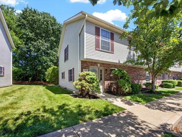 3381 S Oaklawn Cir, Bloomington, IN 47401