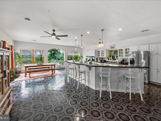 3381 Turkey Road
