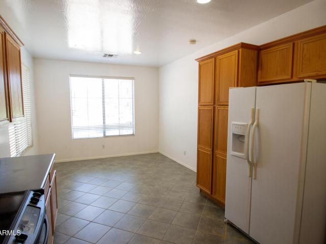 3381 w thoreau lane