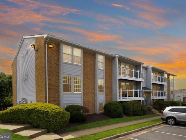 3381 Yost Ln Apt 103, Dumfries, VA 22026