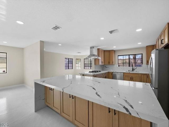 3382 Montessouri Street