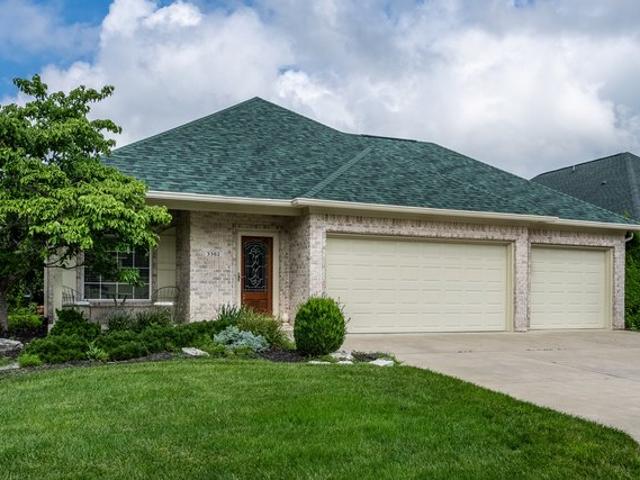 3382 Nottinghill Dr E, Plainfield, IN 46168