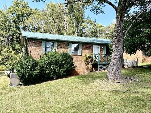 3382 Dietz Dr, Cookeville, TN 38506