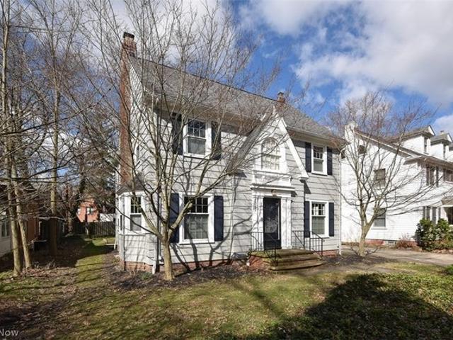 3382 Kenmore Rd, Shaker Heights, OH 44122
