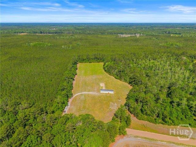 3383 Mill Branch Club Rd, Pembroke, GA 31321