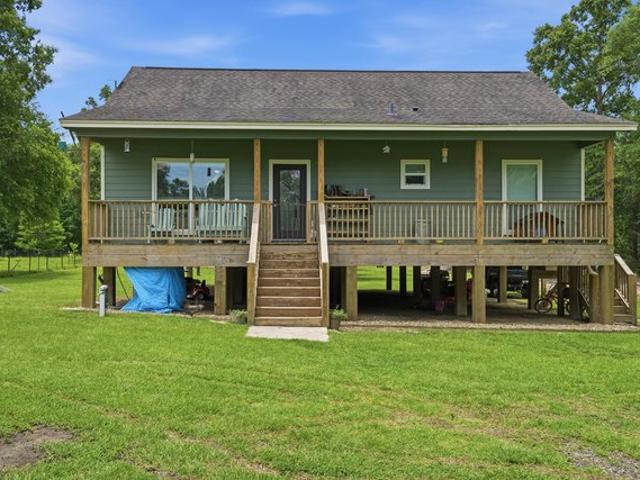 3383 Linscomb Rd, Vinton, LA 70668
