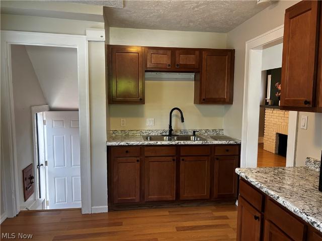 3383 W 128th Street