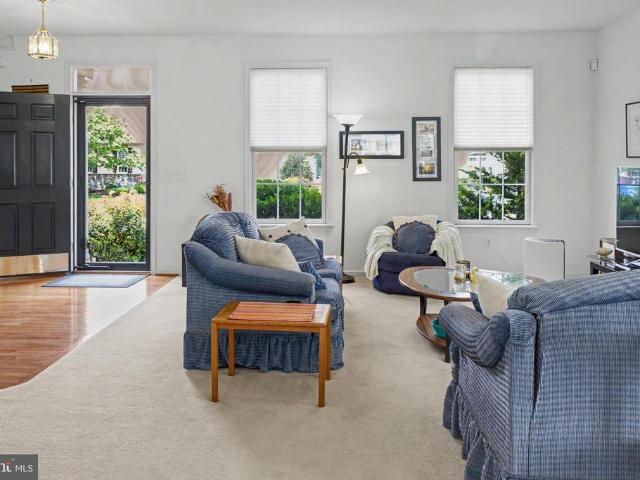 338 Carlisle Drive