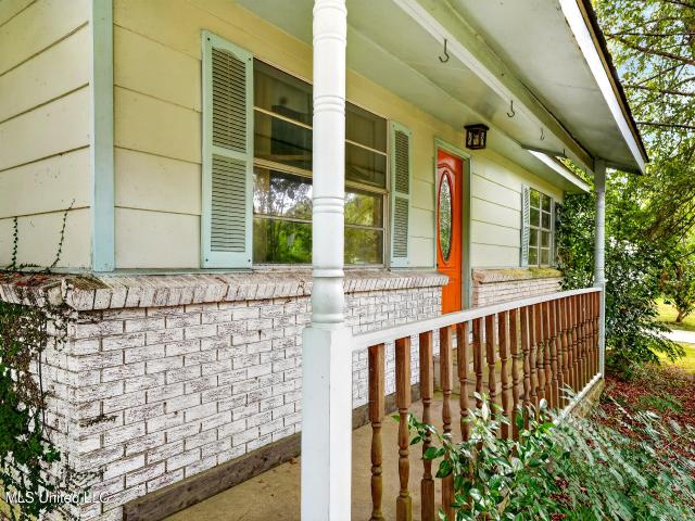 338 Carroll Avenue
