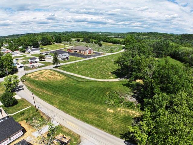 338 Cedar Grove Rd, Irvine, KY 40336