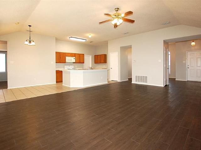 338 Bayberry Trail