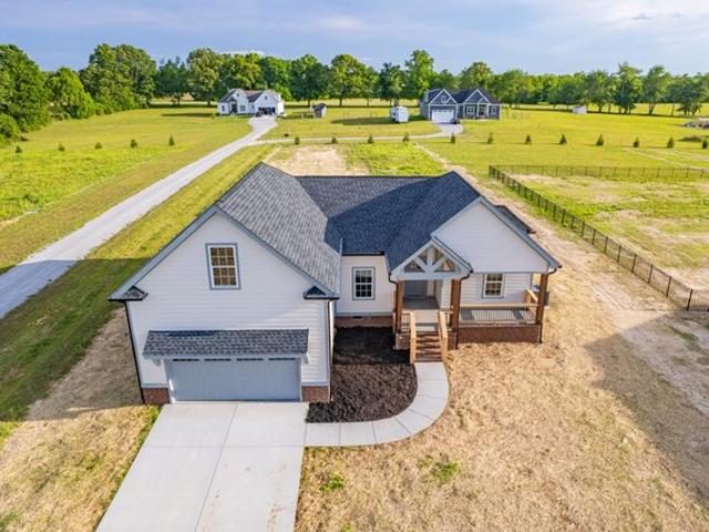 338 Dugout Rd, Summertown, TN 38483
