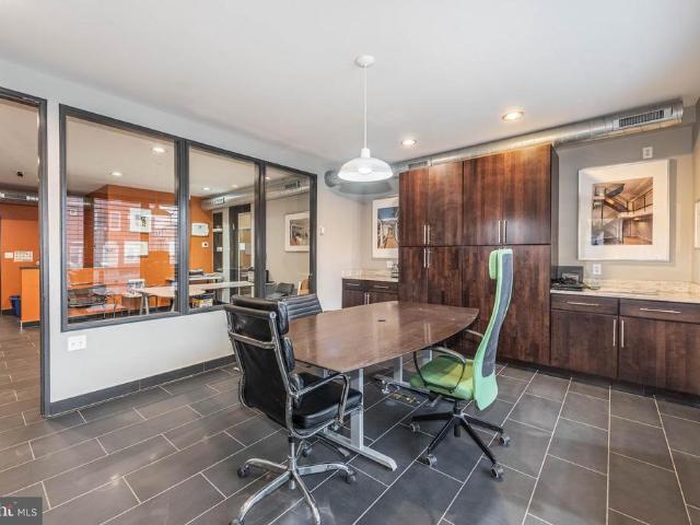 338 E 25Th Street