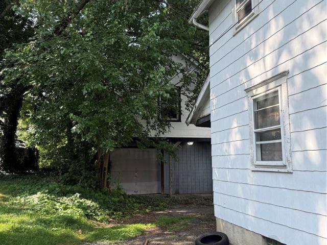 338 E Thornton Street