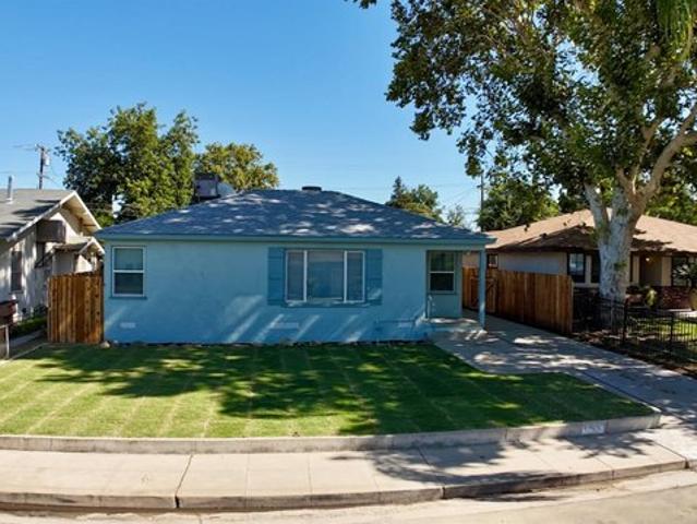 338 Francis St, Bakersfield, CA 93308