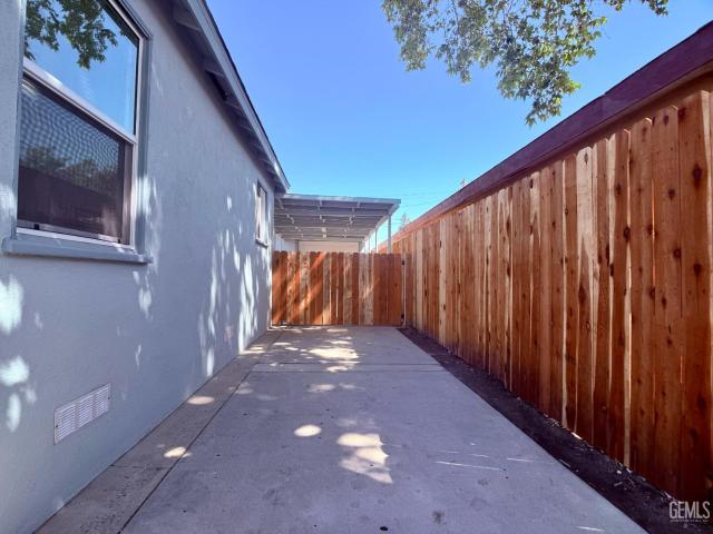 338 Francis Street