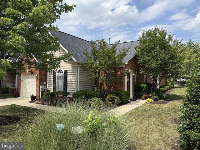 338 Hamlet Cir, Edgewater, MD 21037