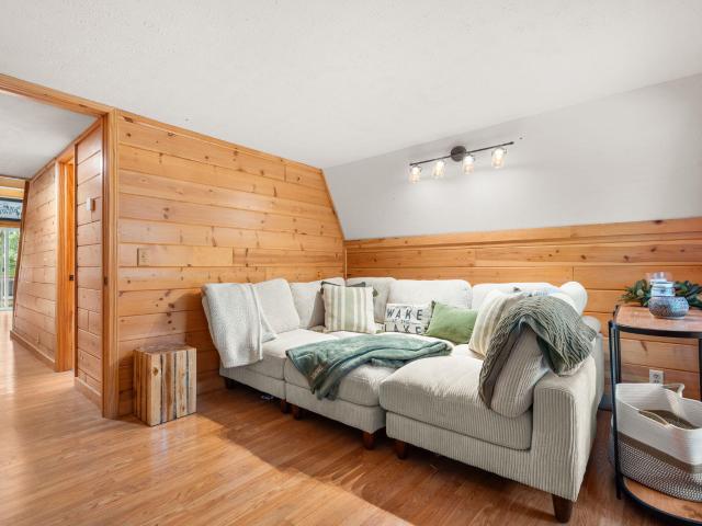 338 Iroquois Lane
