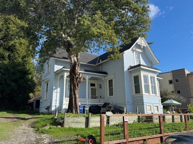 338 Ocean St, Santa Cruz, CA 95060 | MLS #ML82030