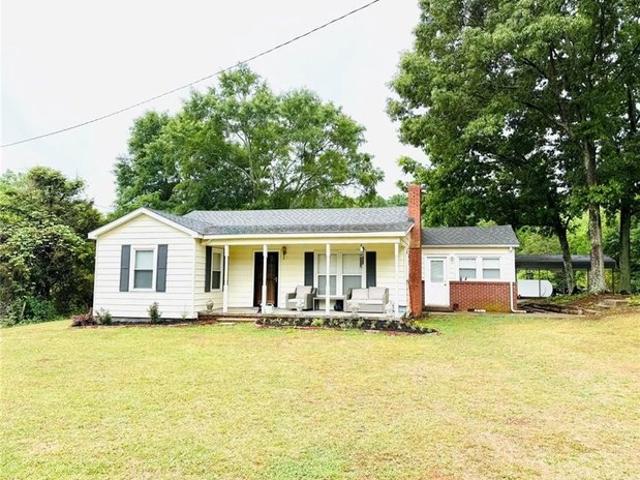 338 Liberty Hill Rd, Hartwell, GA 30643