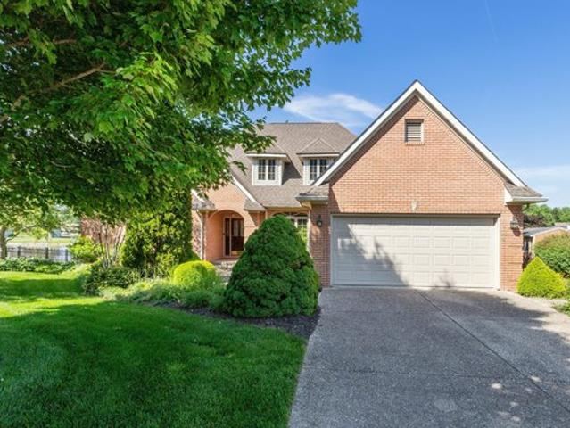 338 Mutton Creek Dr, Seymour, IN 47274