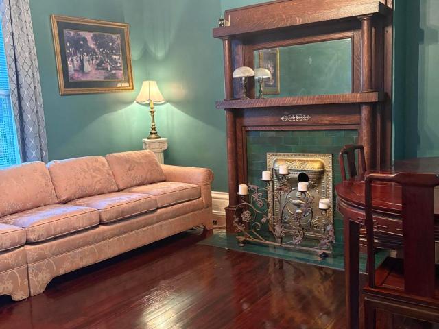 338 N 2nd Street