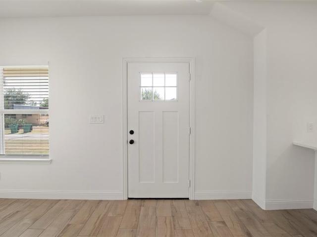 338 S 3rd Street