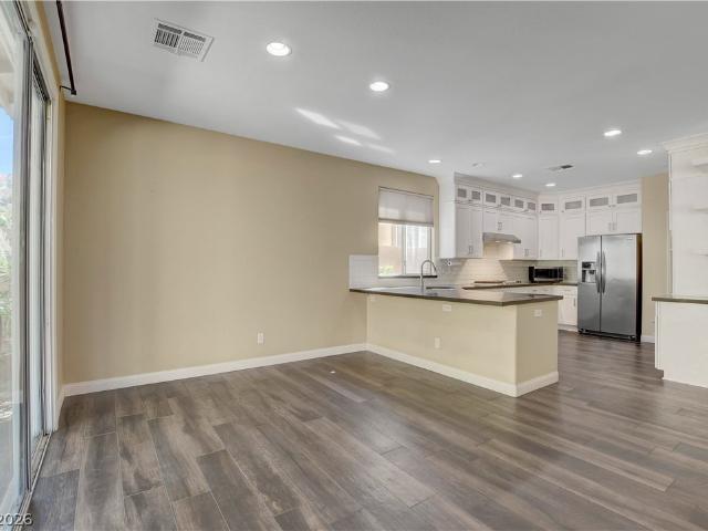 338 Shimmering Moon St, Henderson, NV 89015 | MLS #2775