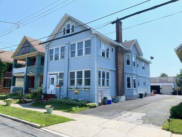 338 Taylor Ct, Troy, NY 12180