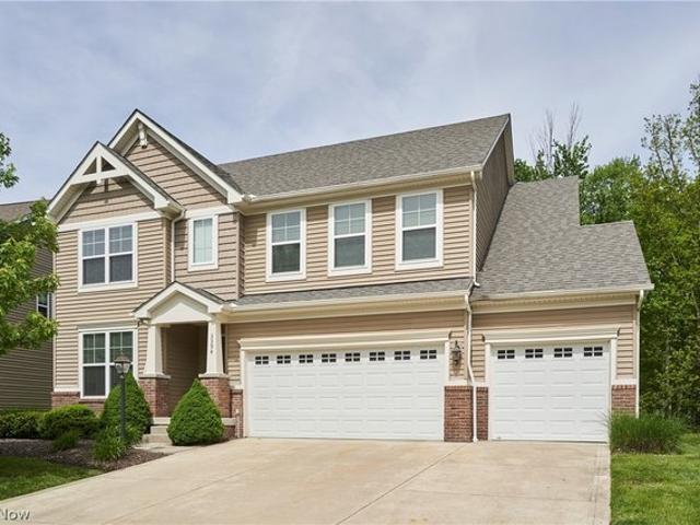 3394 Stillwood Blvd, Stow, OH 44224