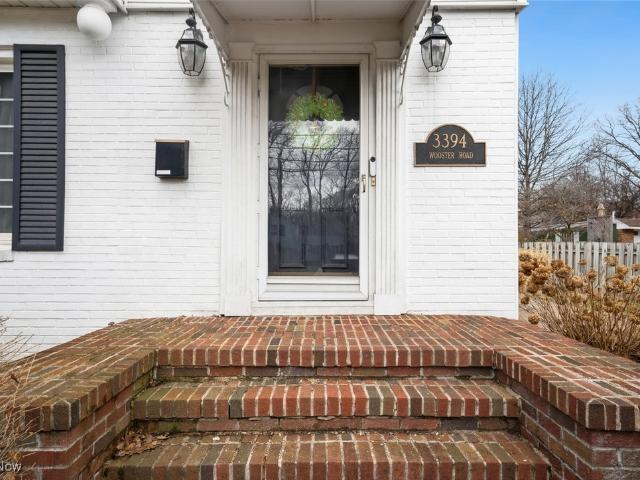 3394 Wooster Road