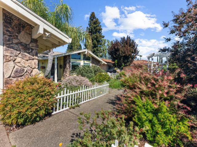 3395 Meadow Way, Rocklin, CA 95677 | MLS #226019 | Compass