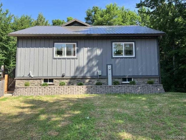 3395 Raspberry Lane