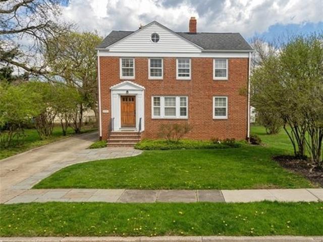 3397 Westbury Rd, Shaker Heights, OH 44120